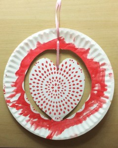 Easy Paper Plate Hearts | Cuddles and Crumbs